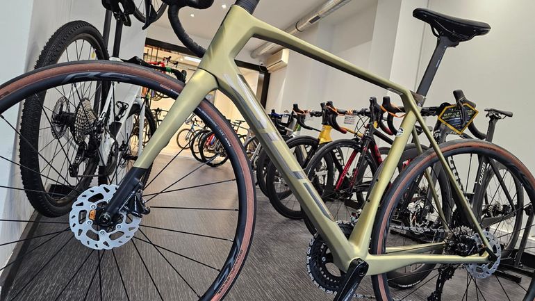 Superior X-road Team Elite Se Disc *NEW 0km* ROAD & GRAVEL BIKE 2023