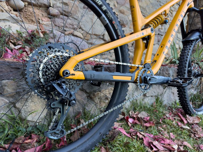 Commencal META V5 OHLINS EDITION 2024 2024