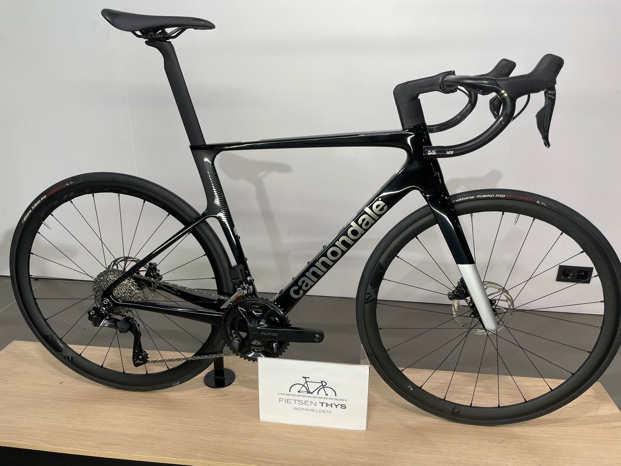 Cannondale Supersix Shimano 105 Di2 2025