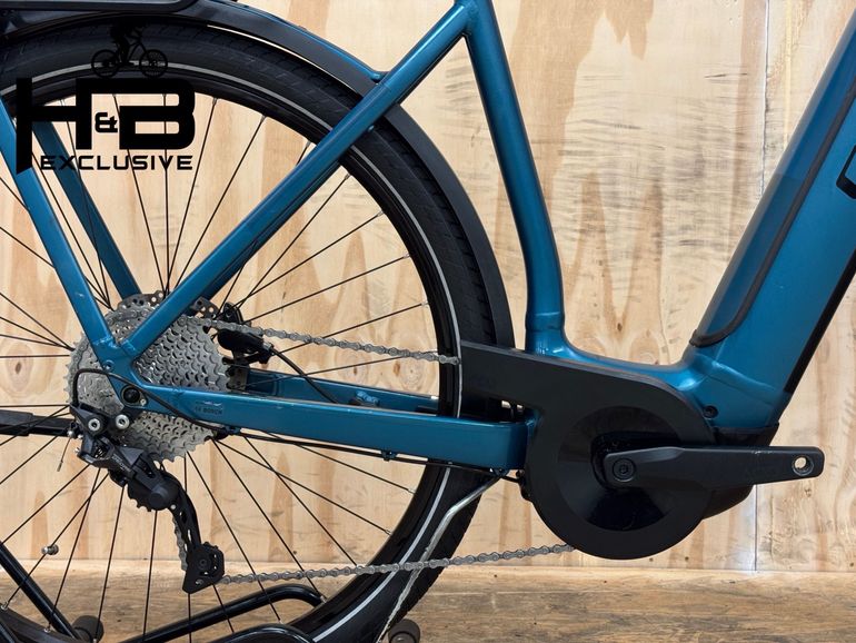 CUBE Kathmandu Hybrid One 750 Shimano Deore 2024