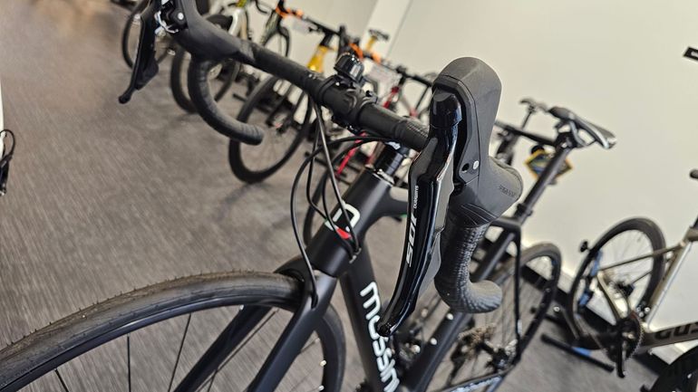 Other Brands MASSINI VENETO DISC 105 Carbon *only 300km* 2022