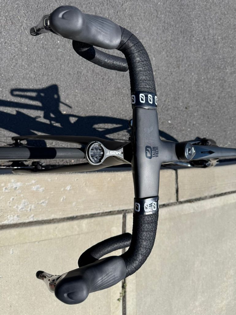 Pinarello Dogma F Disc 2023 - Dura Ace Di2 9200 (size 51.5cm) 2023