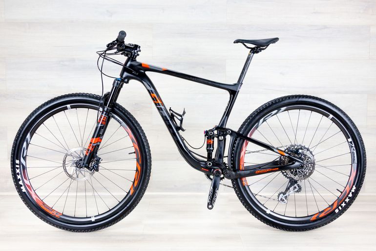 Giant Giant Anthem Advanced PRO 1 2019
