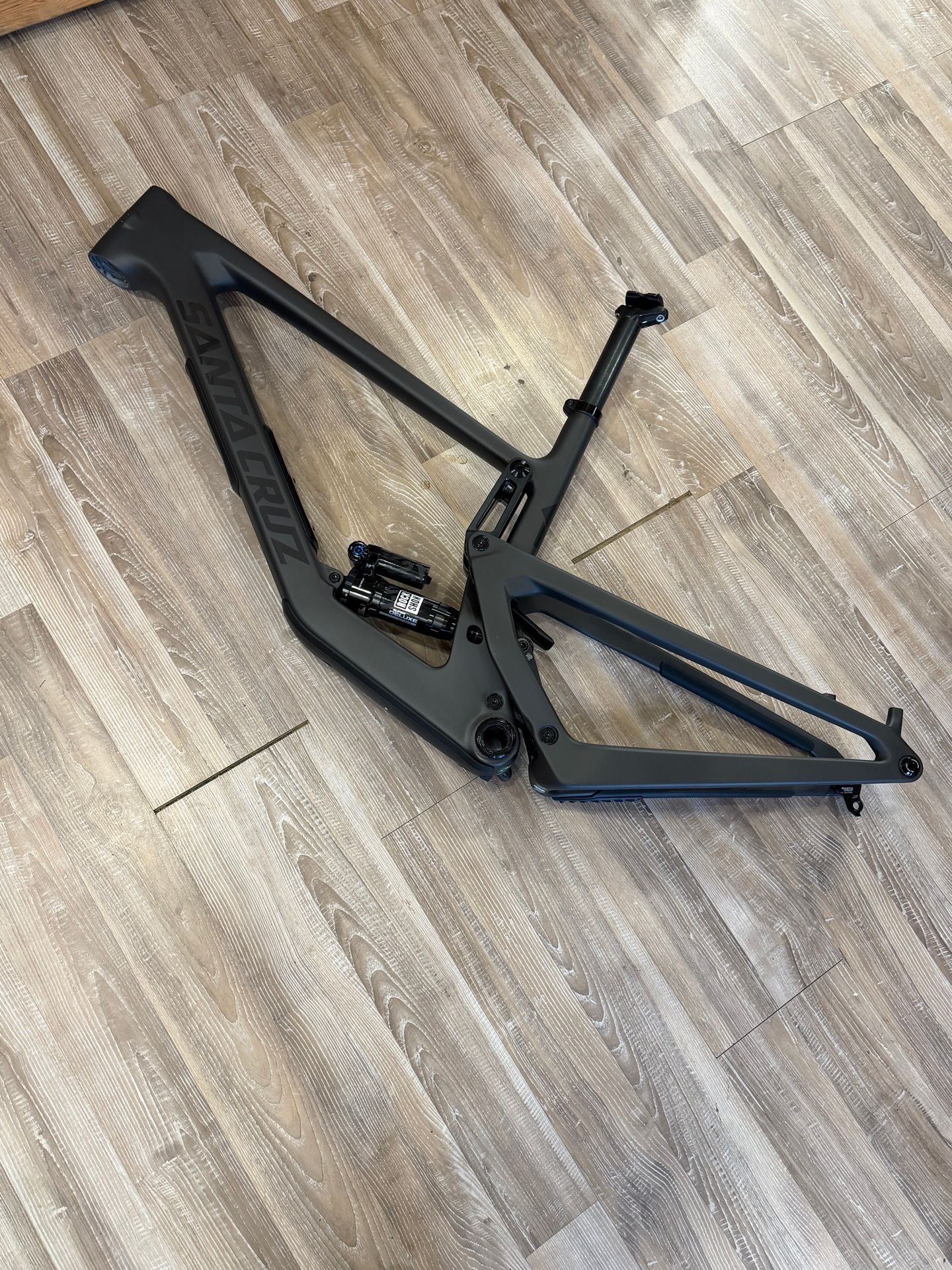 Santa Cruz BRONSON X0 AXS / Carbon CC 2024 Frameset 2024