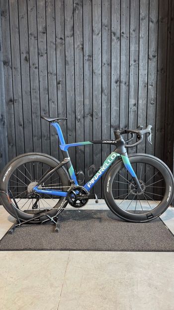 Pinarello Dogma Shimano Dura Ace Di2 2024
