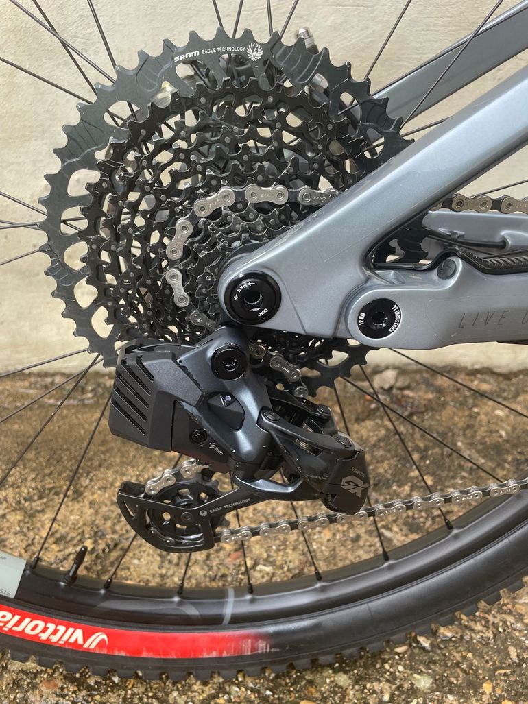YT Industries Izzo SRAM GX Eagle AXS 2023