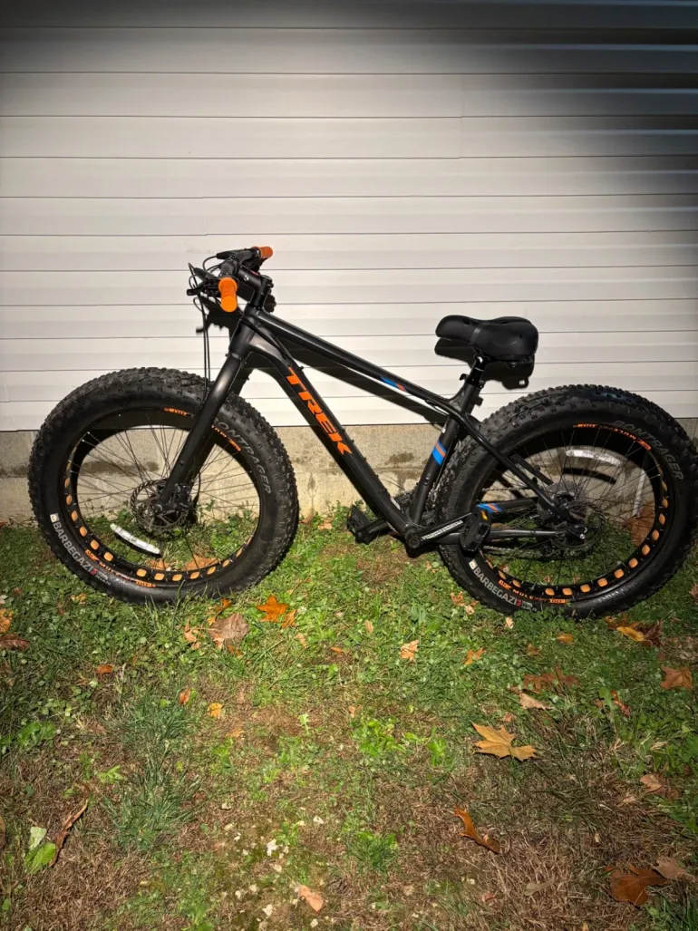Trek Trek Farley 5 Fat Tire Bike 2016