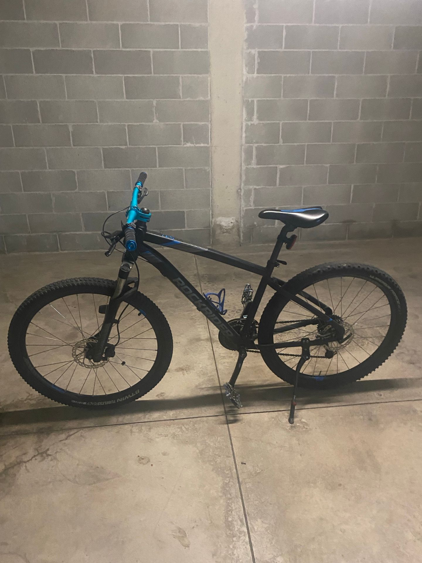 ROCKRIDER 27.5" Mountain Bike ST 520 V2 - / 2020 2020