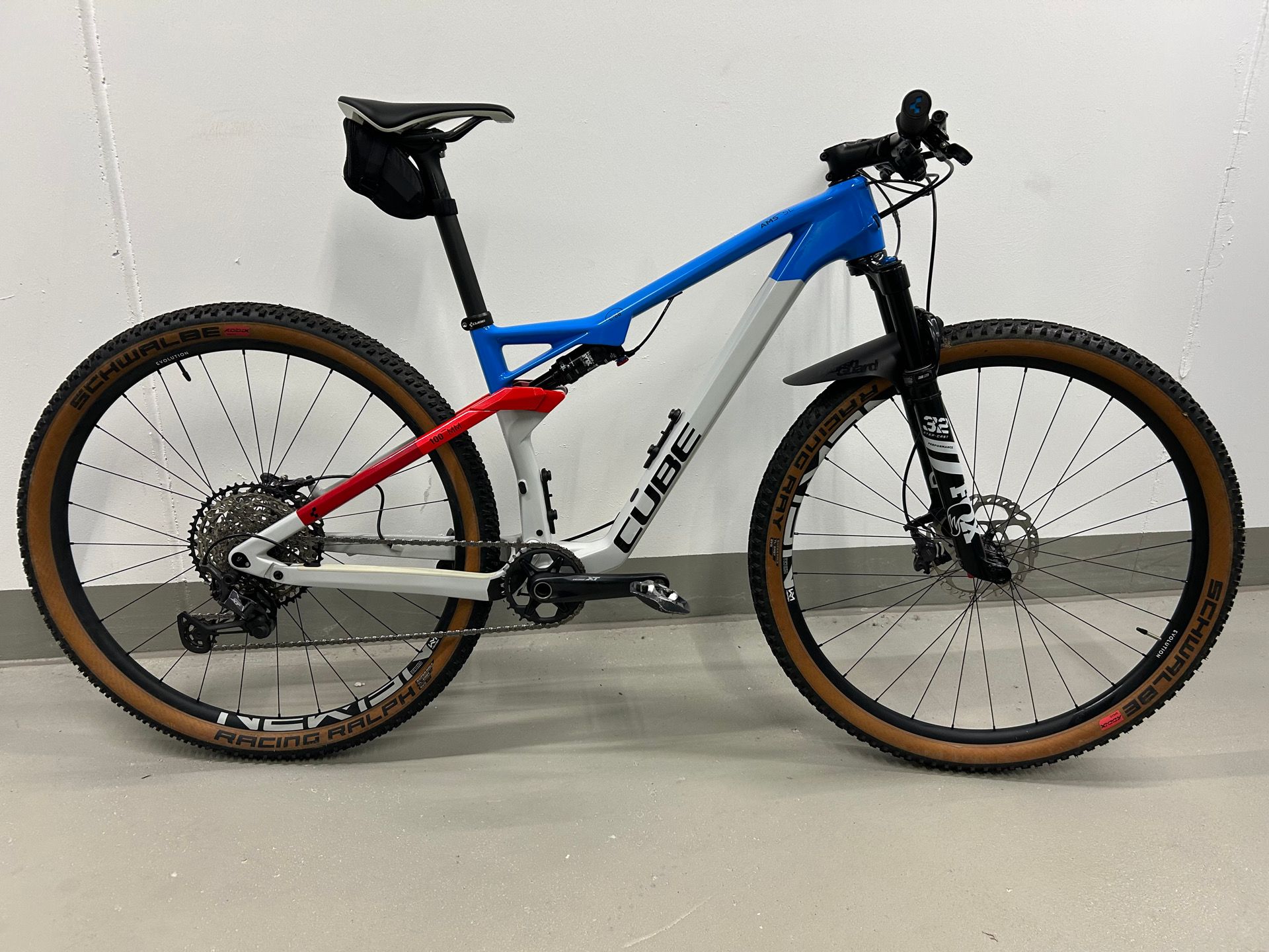 CUBE AMS 100 C:68 SL 29“ Teamline 2021