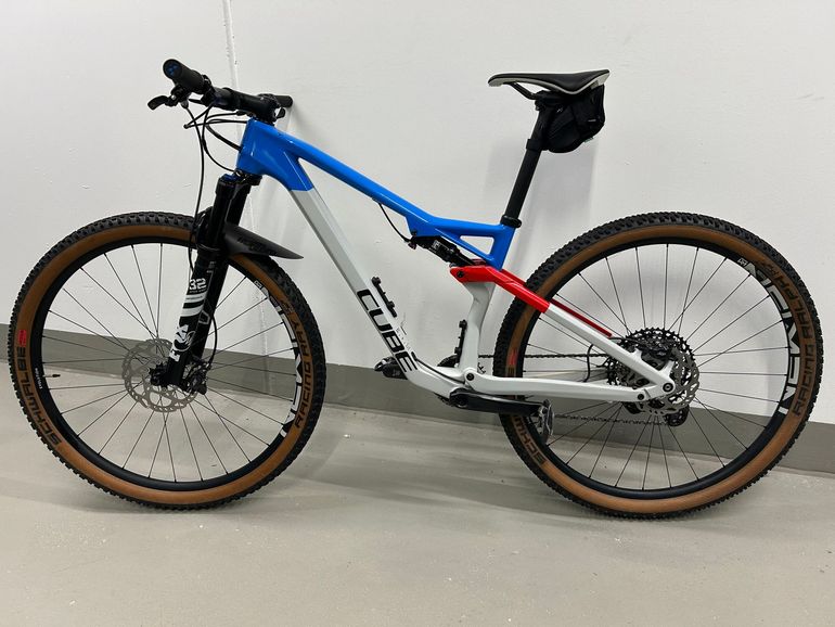 CUBE AMS 100 C:68 SL 29“ Teamline 2021