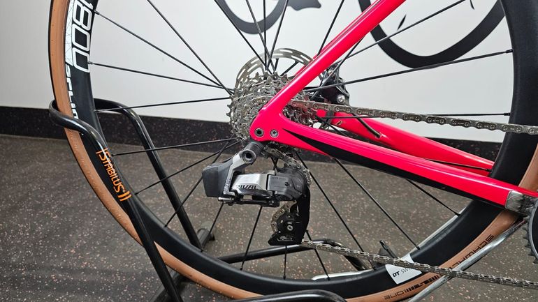 Specialized Roubaix Disc With Upgrade Sram RIVAL AXS 2x12 2020