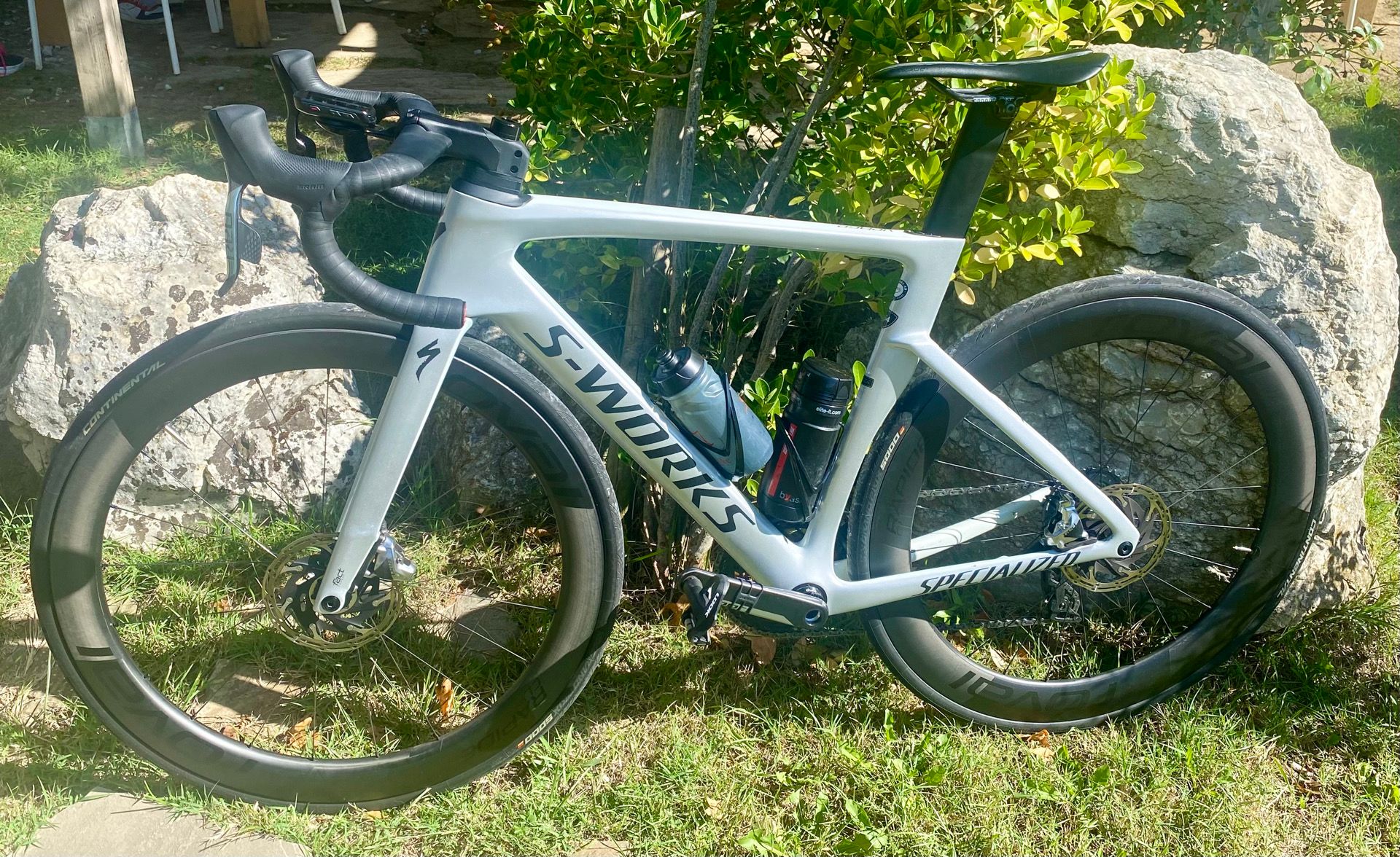 Specialized S-Works Venge Disc - SRAM Red eTap AXS 2020 2020