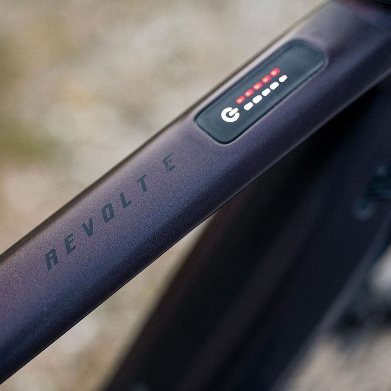 Giant Giant Revolt E+ Pro XR 25km/h 2022