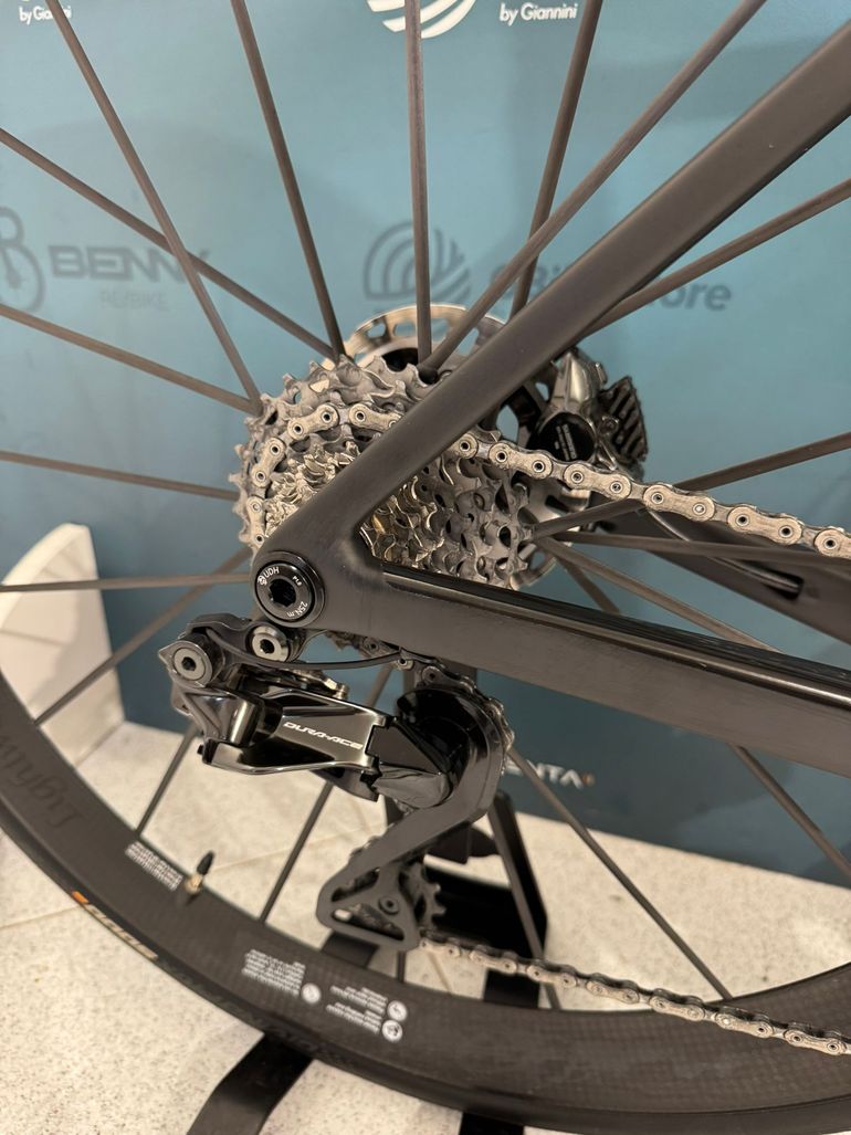 Colnago V5Rs Dura-Ace R9270 Di2 12v Lightweight Taglia 45.5 2025