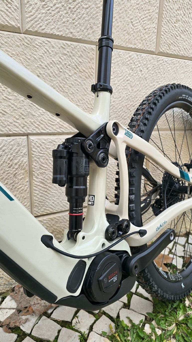 Pivot Shuttle AM SRAM GX Eagle 2024