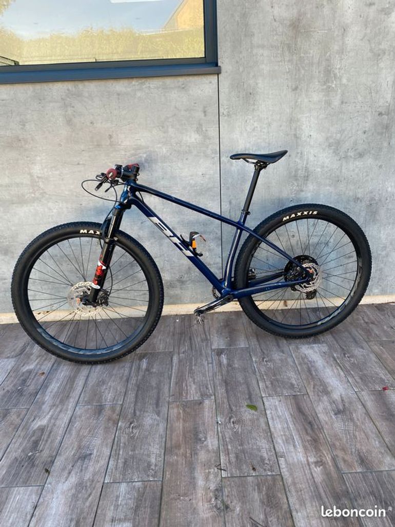 BH BH Ultimate 7.5 2022