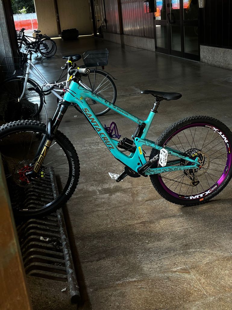 Santa Cruz Bronson R Plus / Carbon C / 27.5 2019 2019