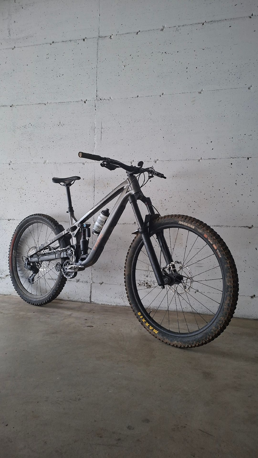 Trek TREK SLASH ALPHA PLATINUM 2025 2025