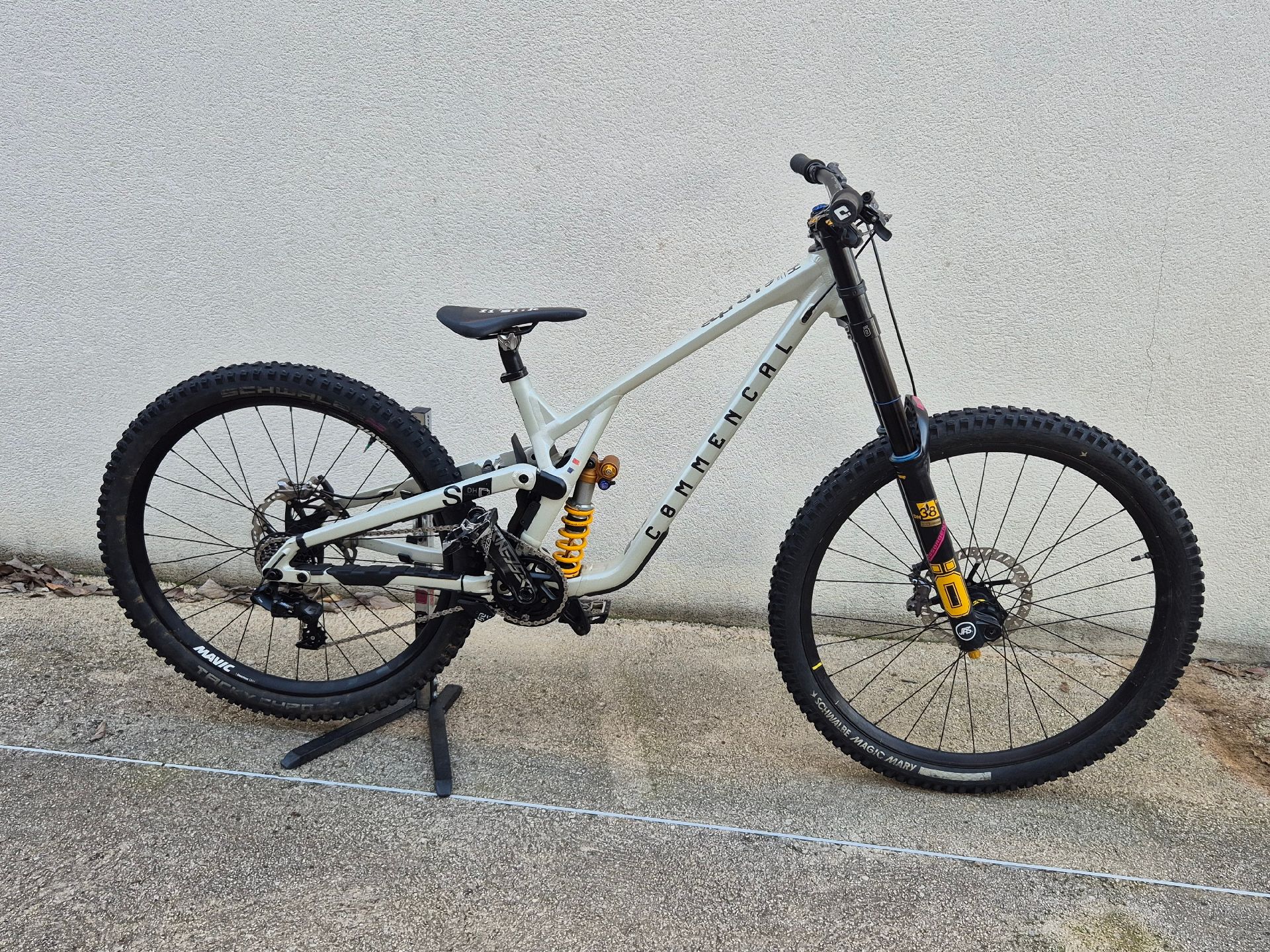 Commencal COMMENCAL DH SUPREME V5 FULL OHLÏNS 2024