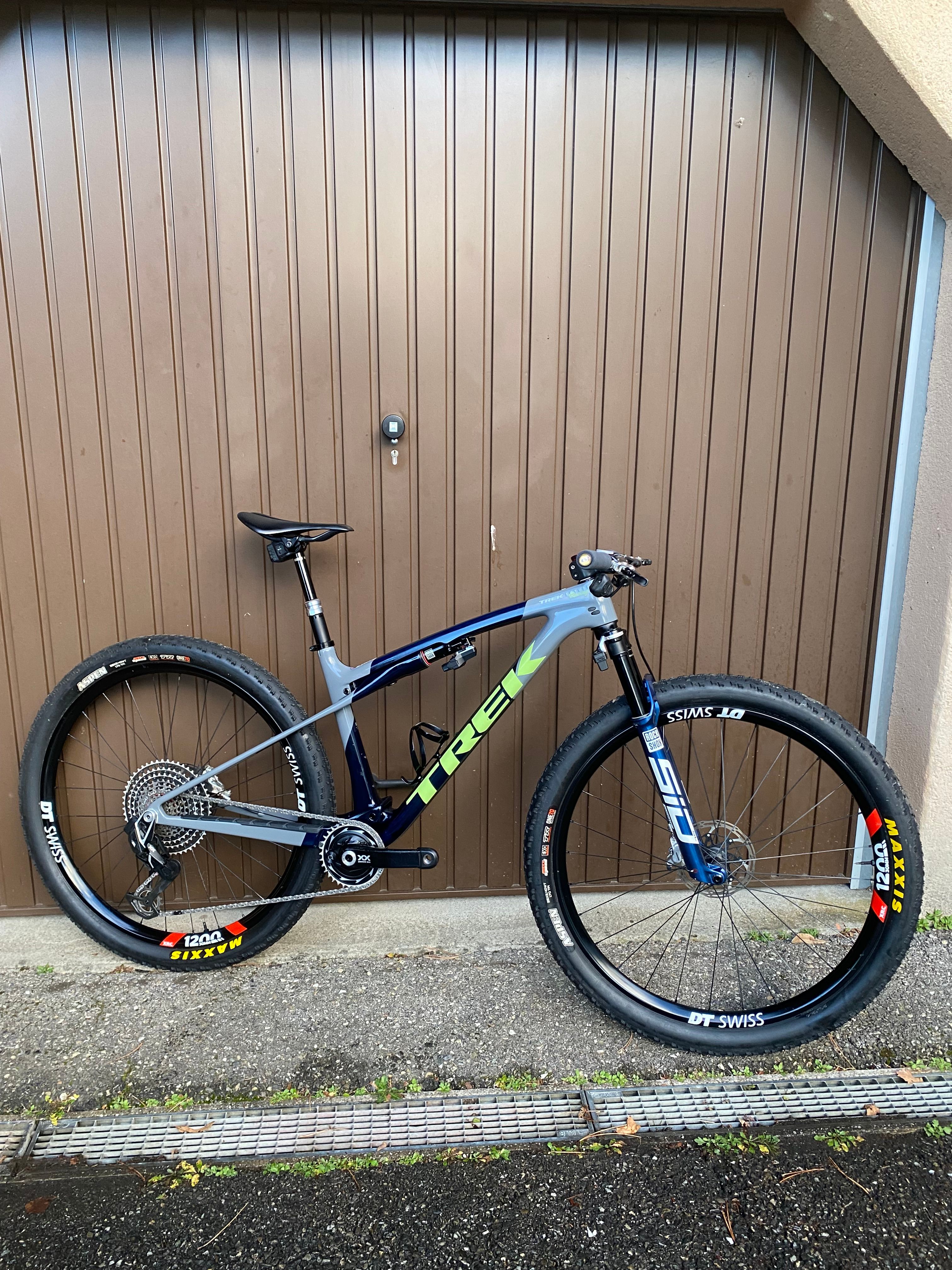 Trek Supercaliber SLR 9.9 XX Flight Attendant Gen 2 2025 2025