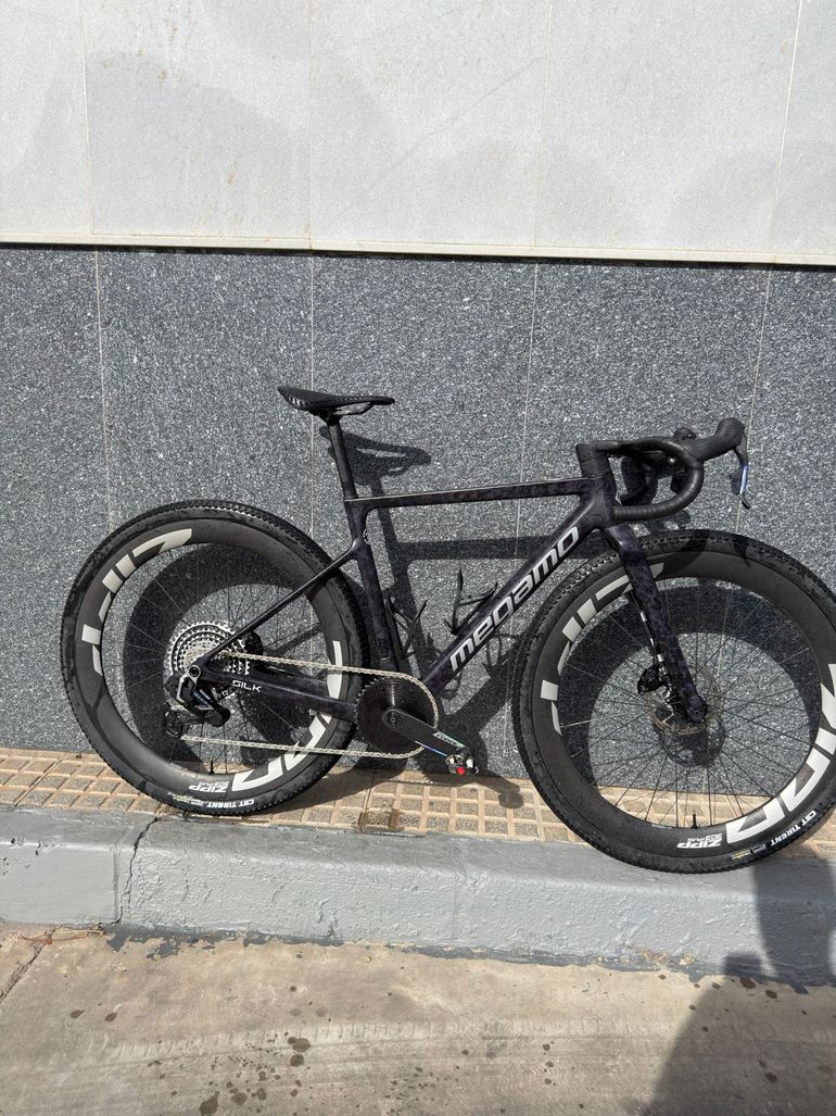 Megamo SILK 01 2026 2026