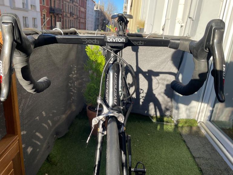 AVENGER Avenger R8 Aero Rennrad Carbon SRAM Red Etap Lambda Racing 2017