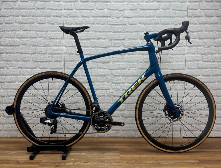 Trek Domane SRAM Force eTap AXS 2018