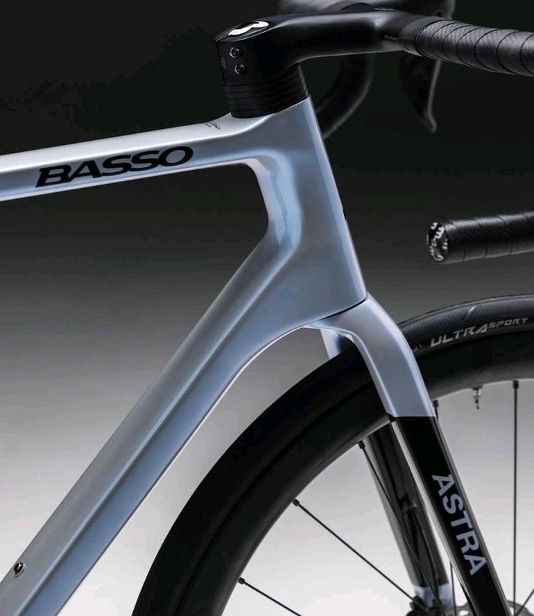 Basso Basso Astra Disc Shimano 105 Di2 Black Opal 2026