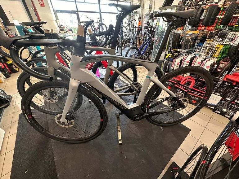 Pinarello NYTRO E5 GRAVEL - SRAM RIVAL AXS 2025 2025
