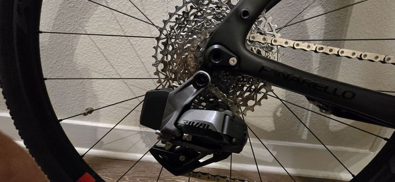 Pinarello Nytro SRAM Rival eTap AXS 2023