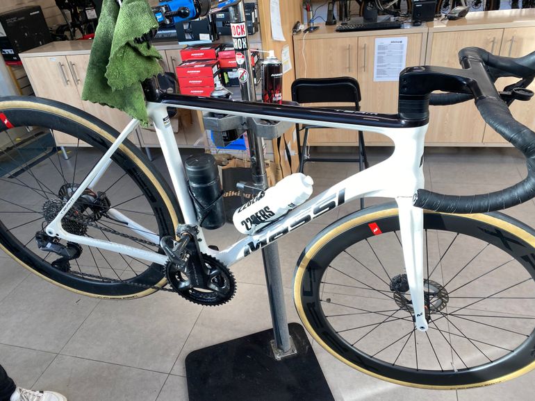 Massi Massi Team Race Shimano Ultegra Di2 12v Carbon Wheels 2024