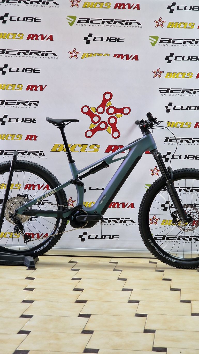 CUBE STEREO HYBRID ONE44 HPC, RACE 800 2026 2026