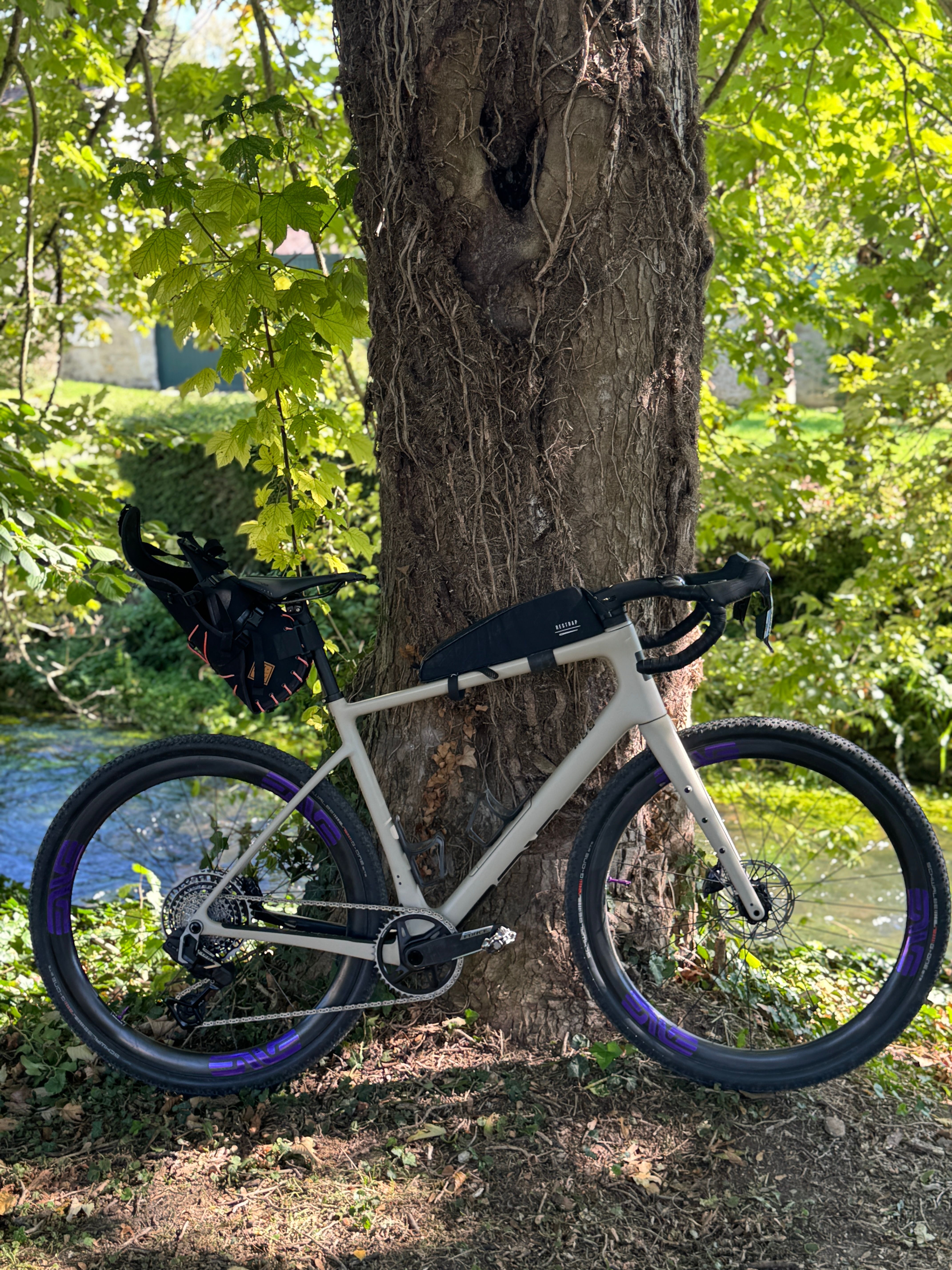 Enve MOG Premium RED XPLR 2025 2025