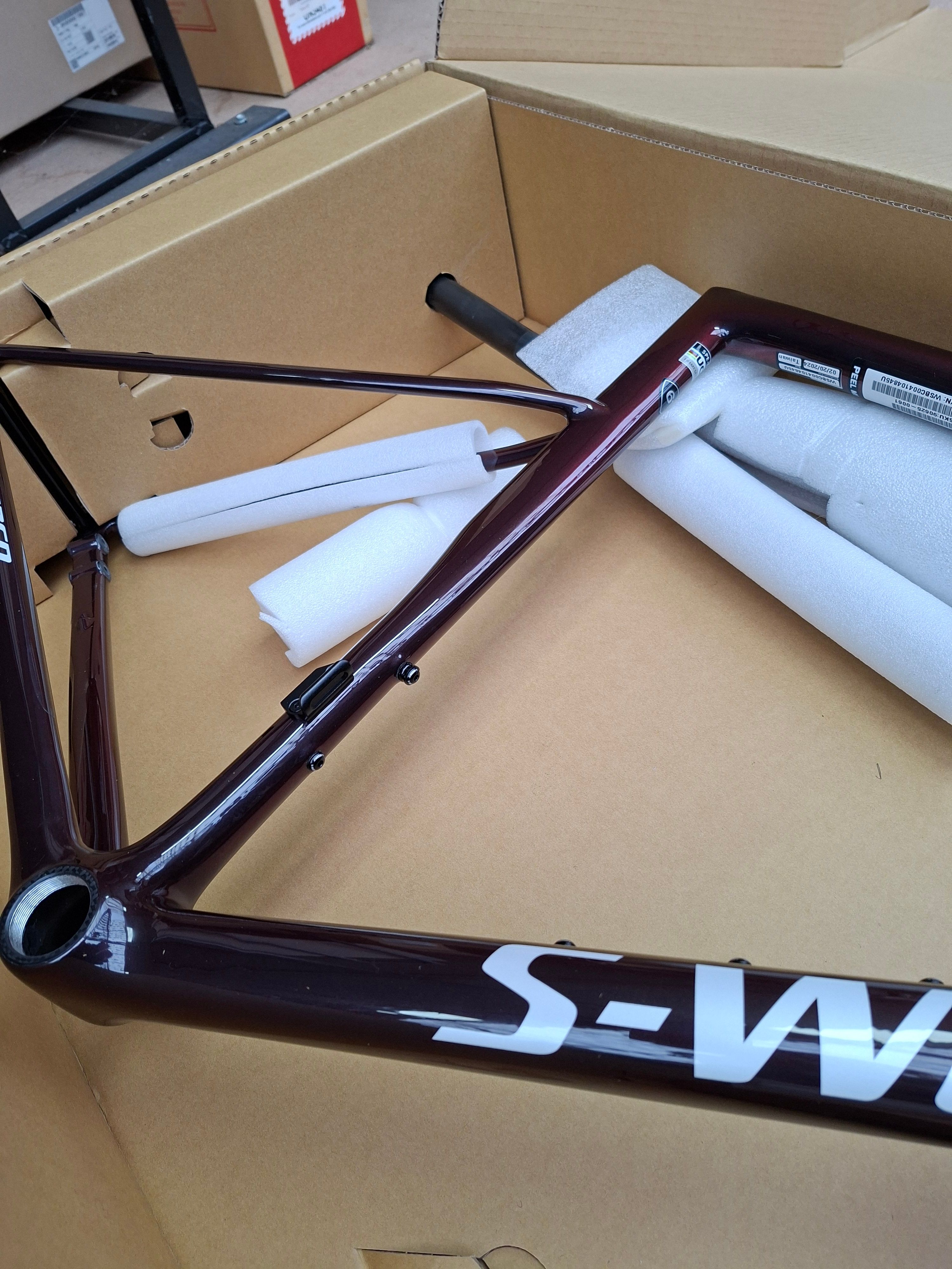 Specialized Tarmac SL8 S-Works Frameset 61 Gloss Solidity/Red To Black ...