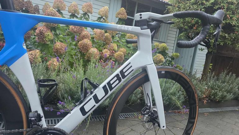 CUBE LITENING AERO C:68X RACE 2023 2023