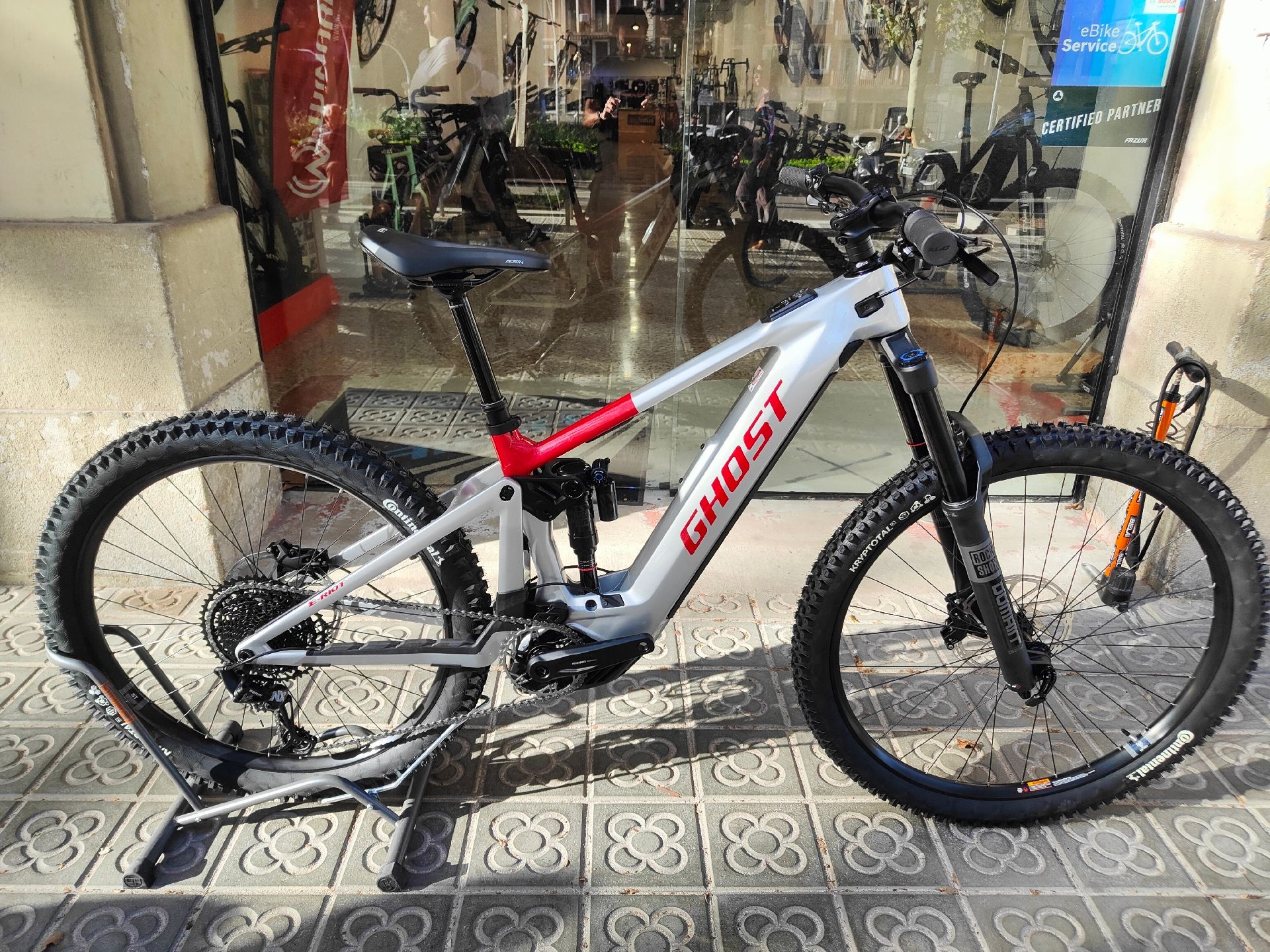 Ghost E-RIOT ADVANCED 2025 2025