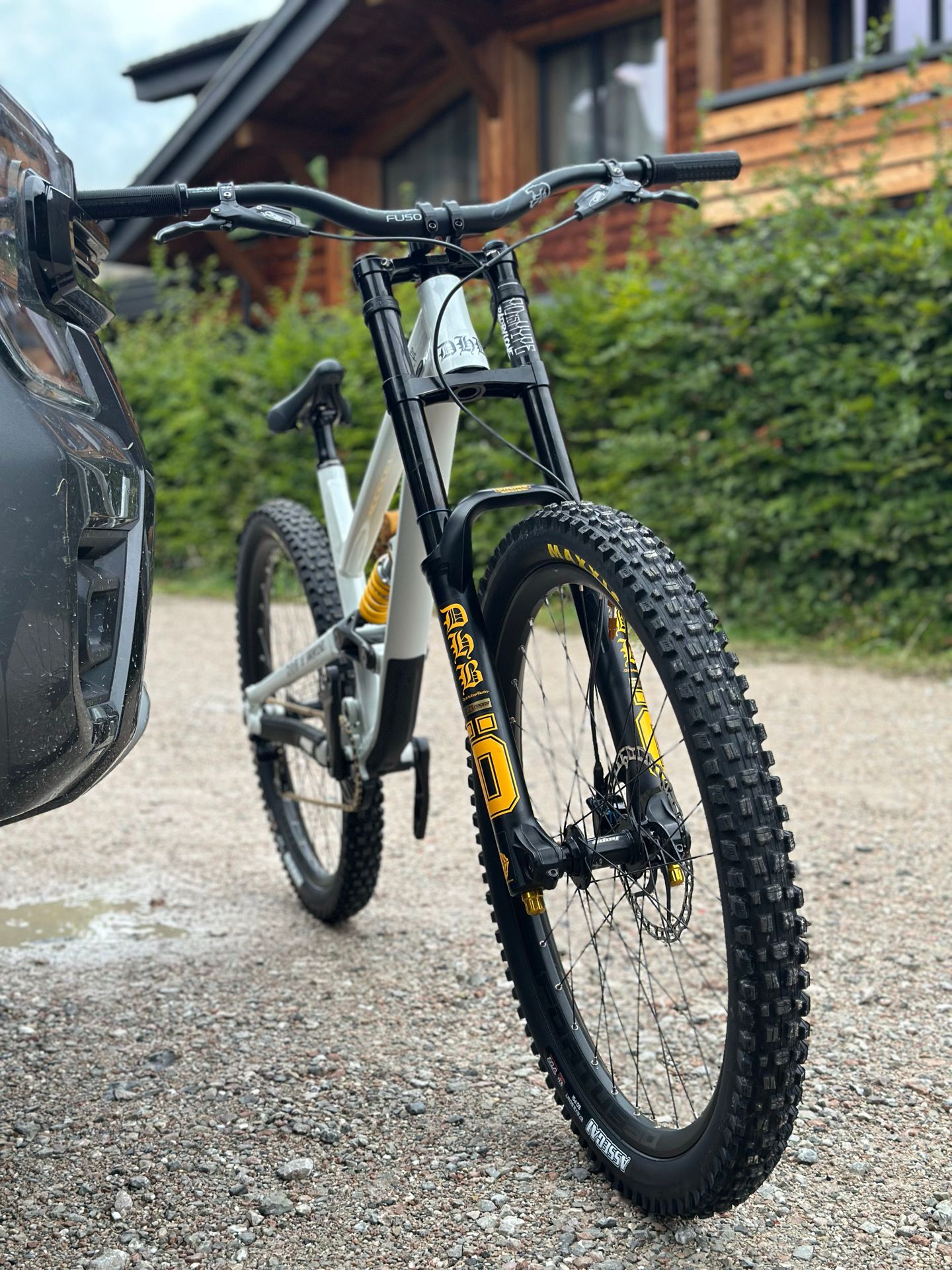 Commencal Commencal Clash Custom 2025