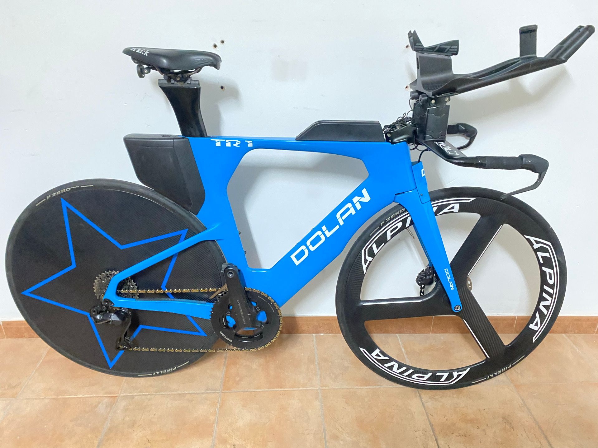 Dolan TR1 TT/Triathlon Disc Carbon Bike - Shimano Ultegra R8170 Di2 ...