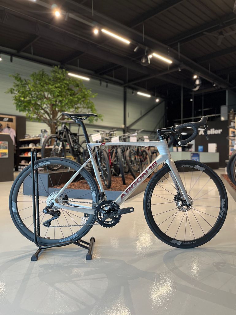 Argon 18 Sum Shimano Ultegra Di2 - Atten 2024 2024