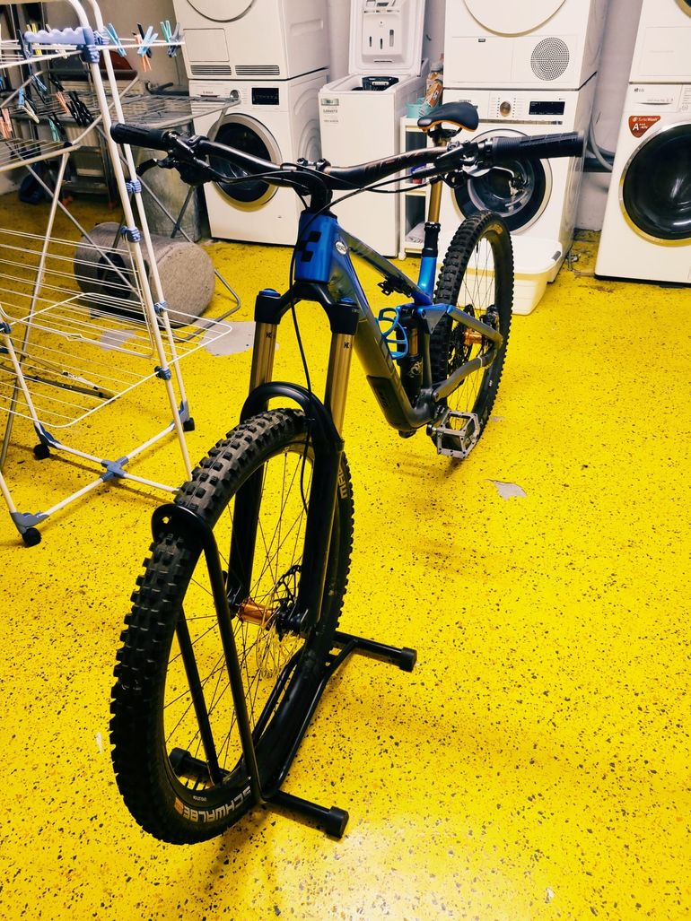 CUBE STEREO ONE77 C:68X SLX 29 2023 2023