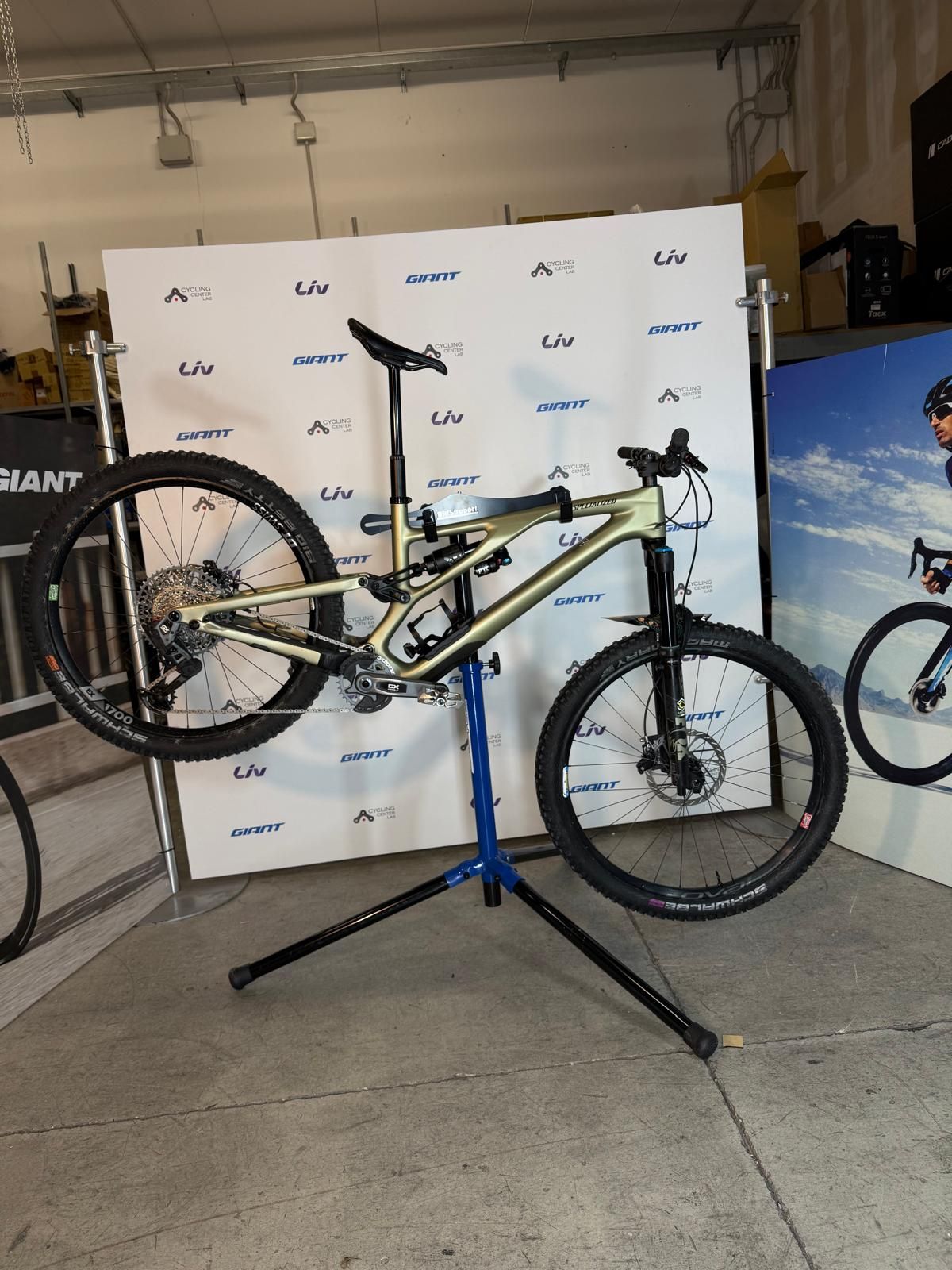 Specialized Stumpjumper EVO Expert - SRAM GX AXS, FOX Performance Elite ...