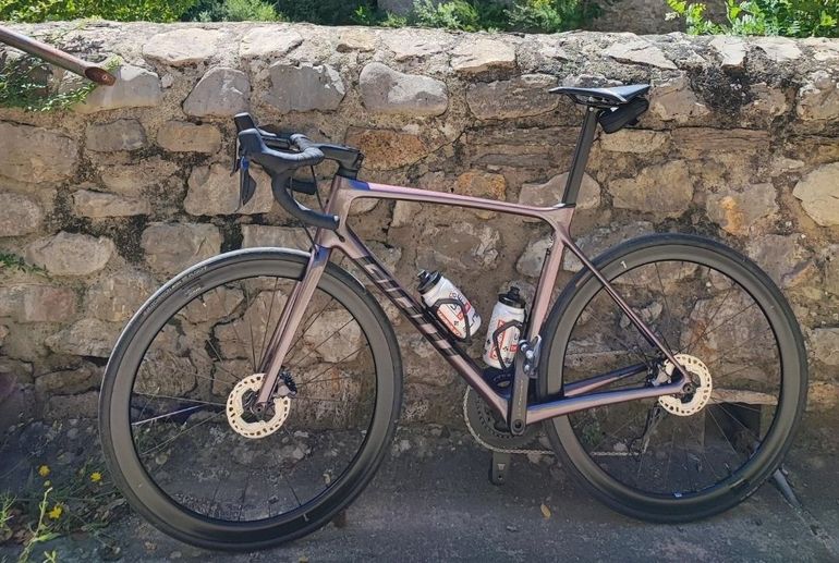 Giant TCR Advanced Pro Disc 0 KOM Di2 2023 Frameset 2023