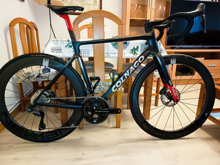 Colnago COLNAGO V4RS EQUIPO UAE TEAM TOPÉ GAMA 2025