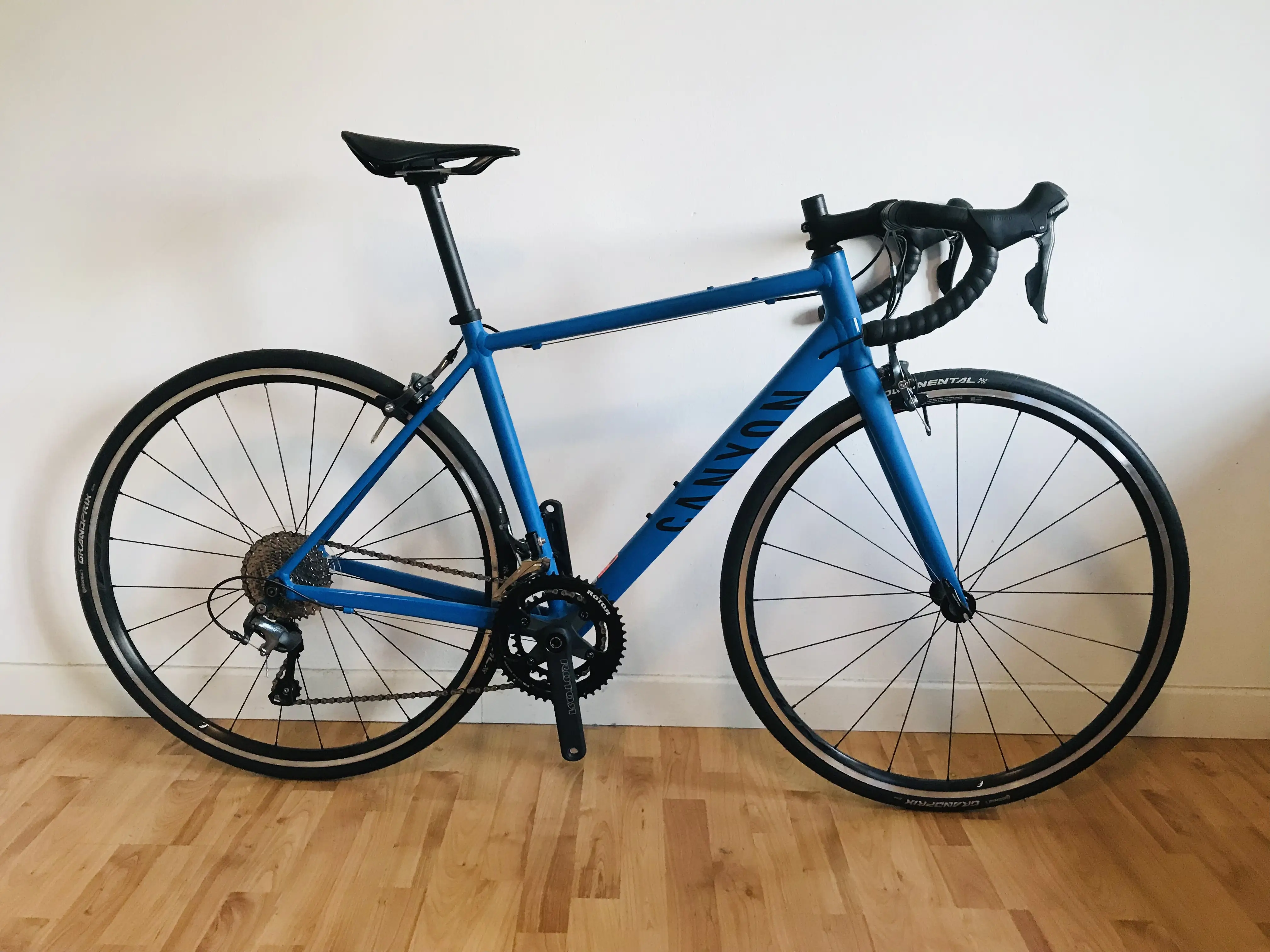 Canyon Endurace AL 6.0 used in S | buycycle
