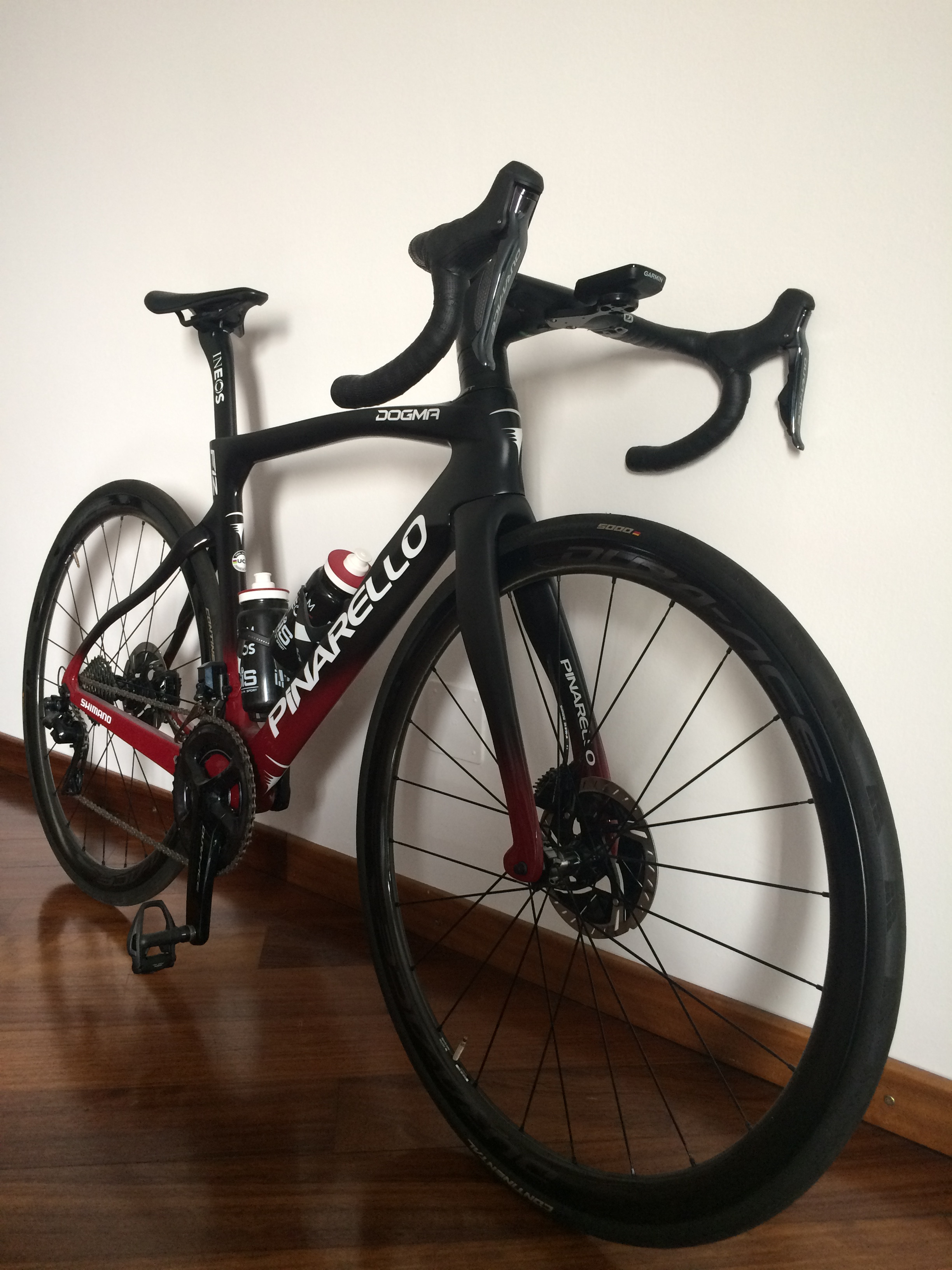 Pinarello Dogma F12 Disk Dura Ace Di2 Bike used in M | buycycle