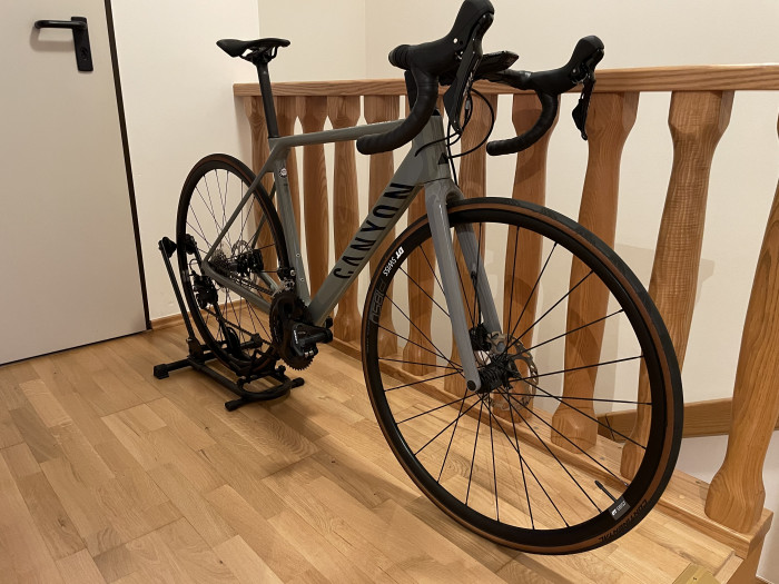 Canyon Ultimate CF SL 7 Disc used in 52 cm | buycycle