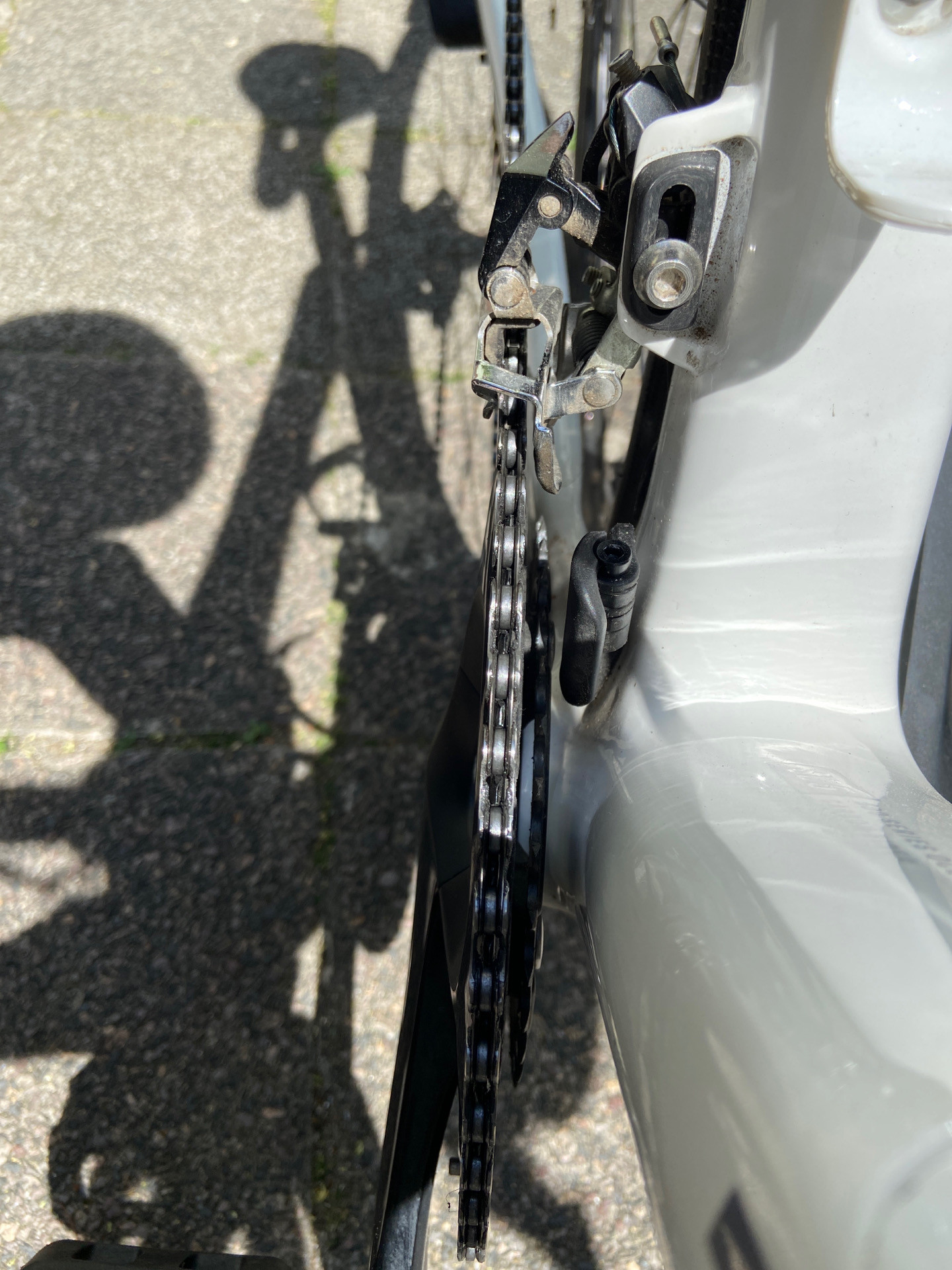 Trek Domane SL 5 used in 56 cm | buycycle