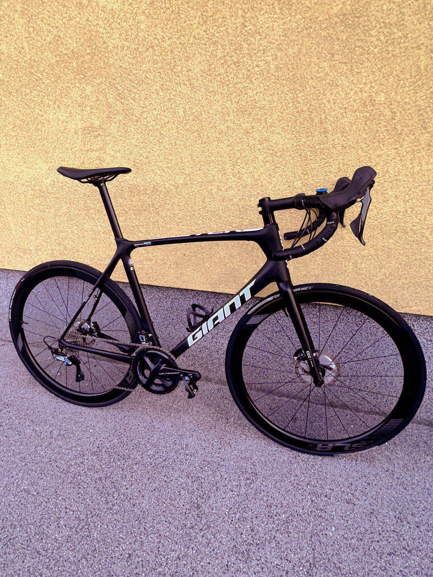 Giant TCR Advanced Pro Team Disc gebraucht kaufen LG | buycycle