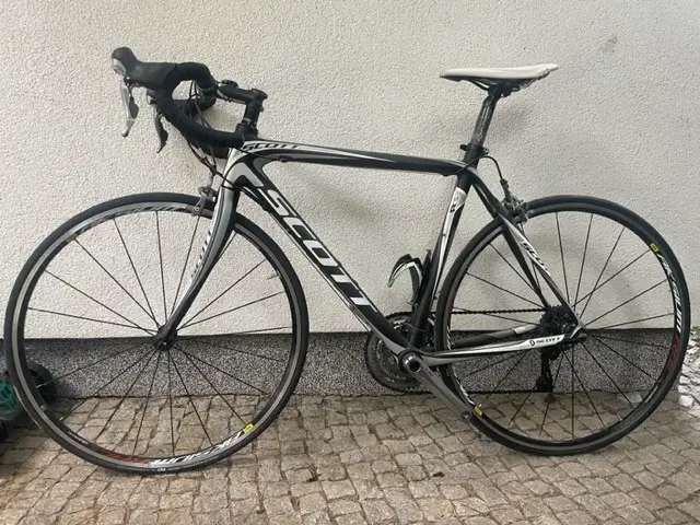 Scott Addict R3 gebraucht kaufen M | buycycle