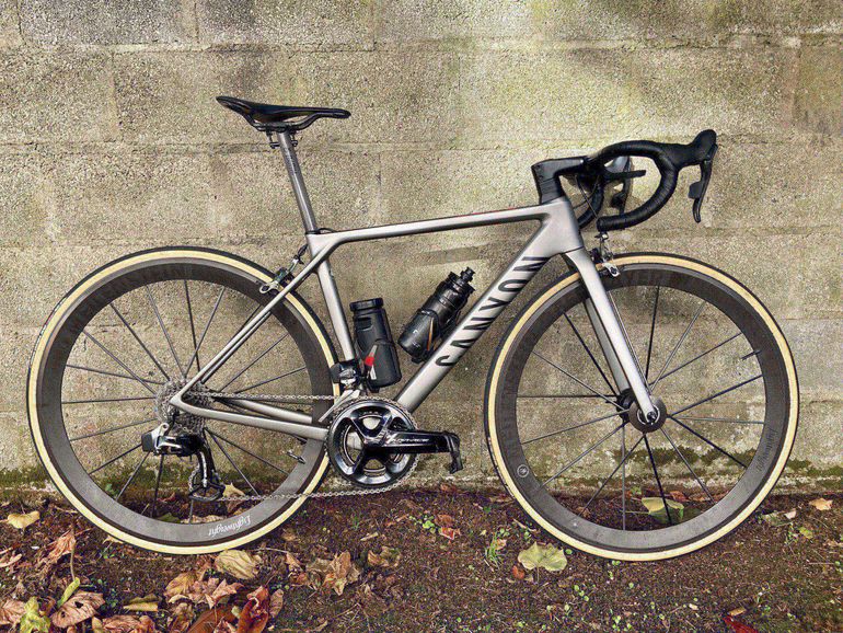 Canyon Ultimate CF SLX 9.0 SL used in XS | buycycle